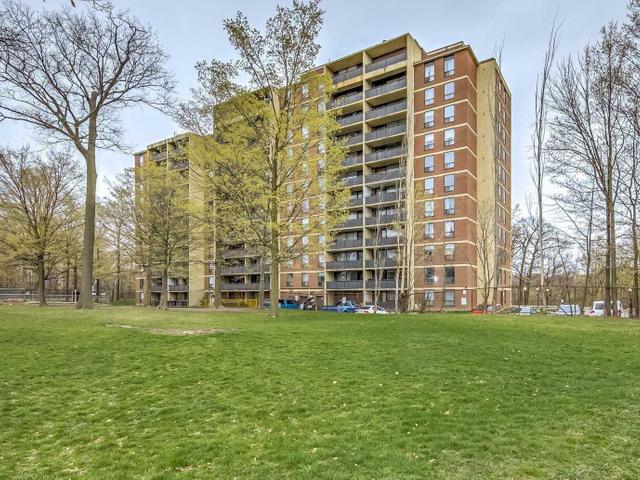 410 - 15 London Green Crt, North York | Sold, W5292725 | Condos.ca