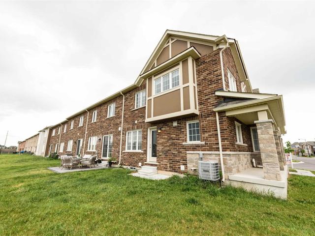 654 Laking Terrace, Milton, ON | Condos.ca