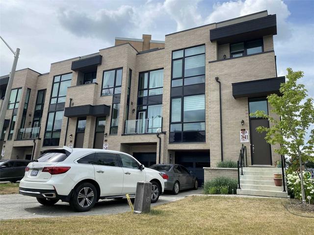 2 Pony Farm Dr, Toronto, ON | Condos.ca