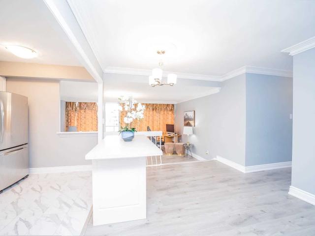 1103 - 9 Four Winds Dr, North York | Sold, W5359358 | Condos.ca