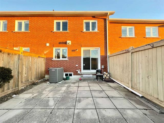 54 - 1591 South Parade Crt, Mississauga | Sold, W5469020 | Condos.ca