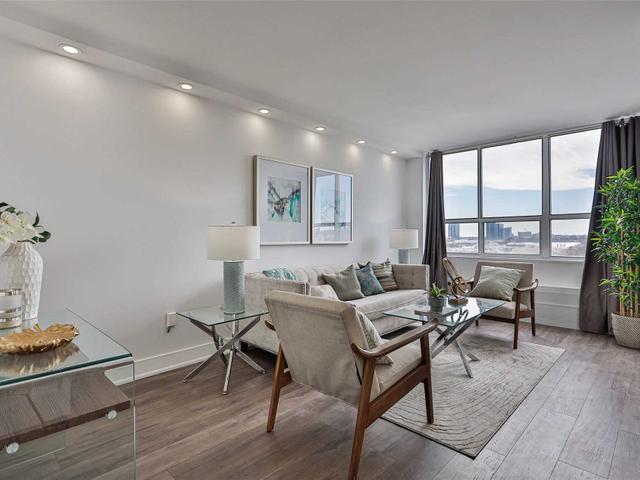 717 - 35 Ormskirk Ave, Toronto | Sold, W5508358 | Condos.ca