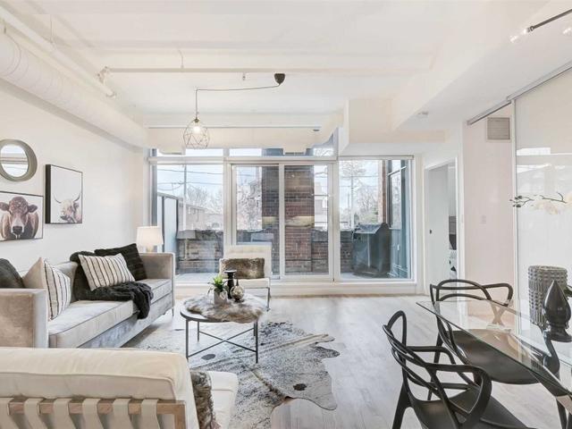 210 - 152 Annette St, Toronto | Sold, W5511673 | Condos.ca