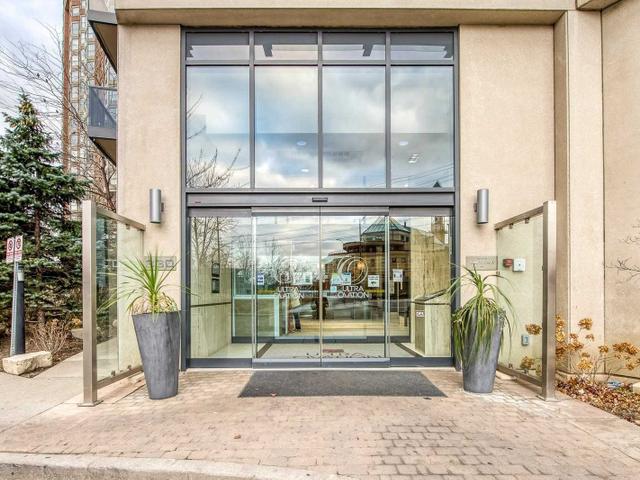 802 - 330 Burnhamthorpe Rd W, Mississauga | Leased, W5534788 | Condos.ca