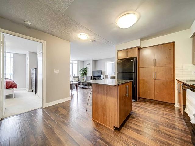 904 - 330 Burnhamthorpe Rd W, Mississauga | Suspended, W5582459 | Condos.ca