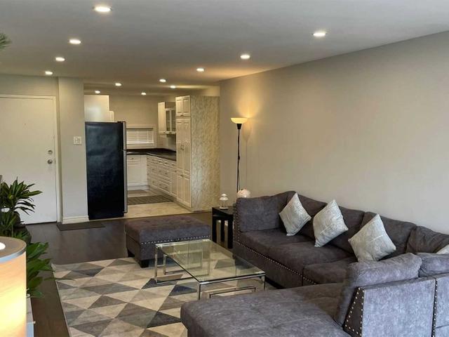 318 - 4673 Jane St, North York | Terminated, W5637872 | Condos.ca