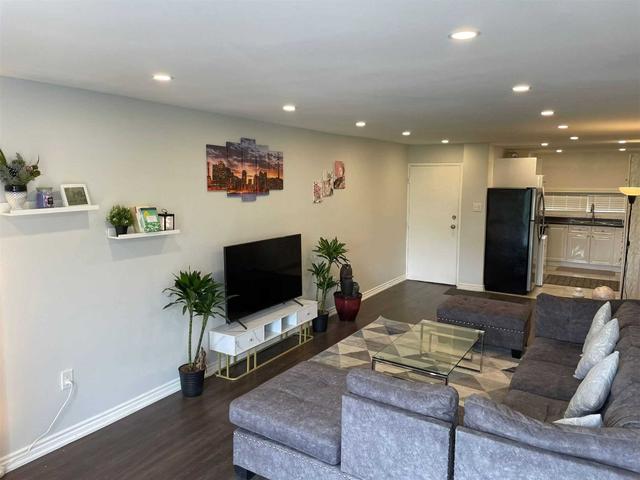 318 - 4673 Jane St, North York | Terminated, W5637872 | Condos.ca