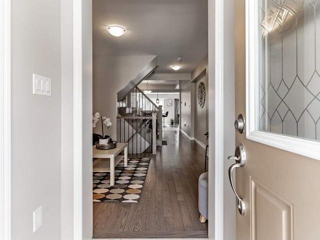 512 Laking Terr, Milton | Sold, W5664640 | Condos.ca