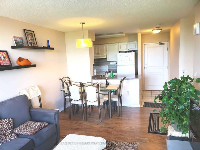 712 - 300 Ray Lawson Blvd, Brampton | Sold, W5674194 | Condos.ca