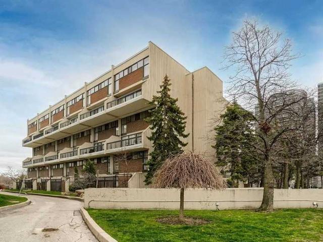 142 - 2 Valhalla Inn Rd, Etobicoke | Leased, W5683684 | Condos.ca