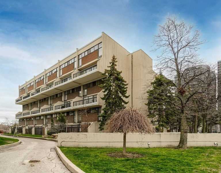 142 - 2 Valhalla Inn Rd, Etobicoke | Leased, W5683684 | Condos.ca