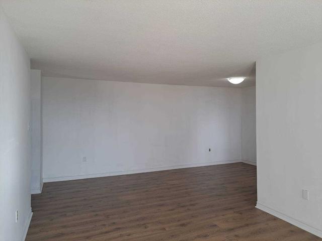 21 Knightsbridge Rd, Brampton | Leased, W5690677 | Condos.ca