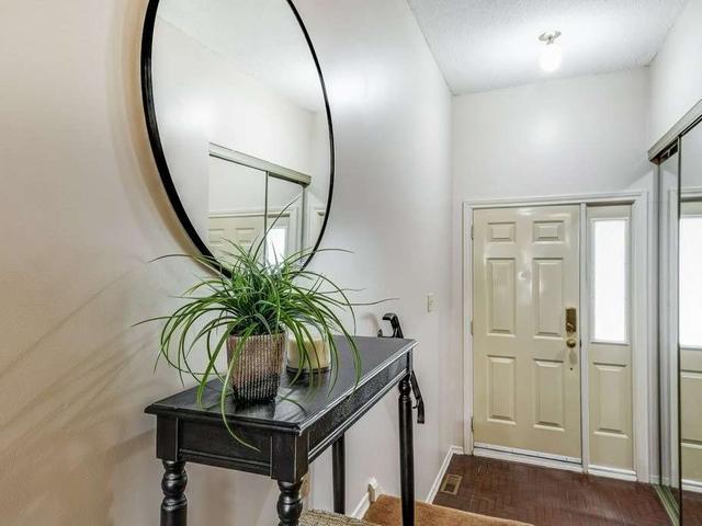 84 - 2301 Cavendish Dr, Burlington | Sold, W5720880 | Condos.ca