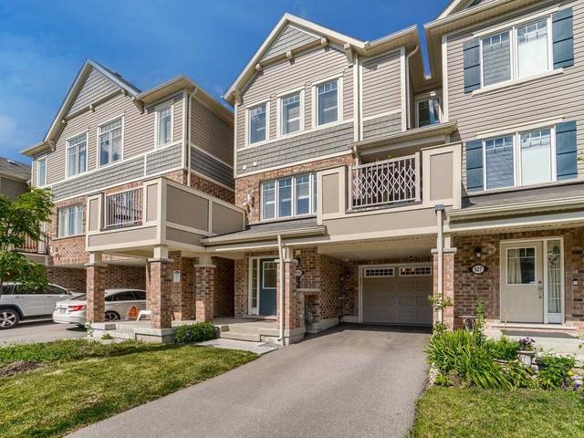 525 Laking Terrace, Milton, ON | Condos.ca