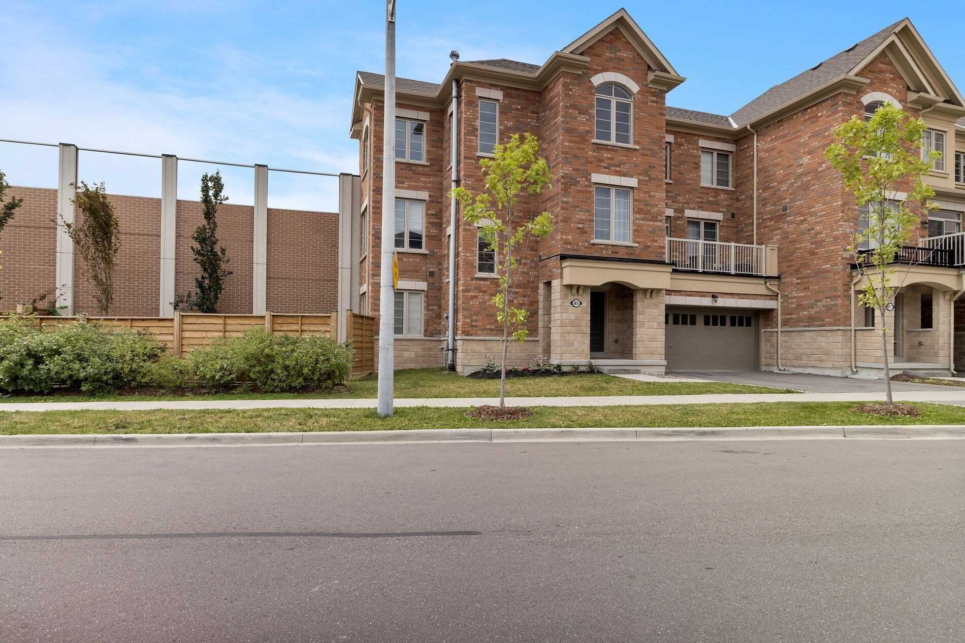 85 Thomas Fisher Dr, Etobicoke | Sold, W5760935 | Condos.ca