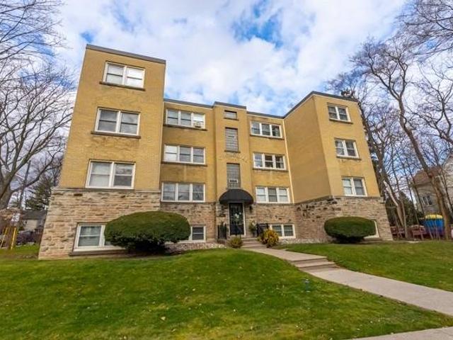 10 - 2405 Lakeshore Rd, Burlington | Terminated, W5847427 | Condos.ca