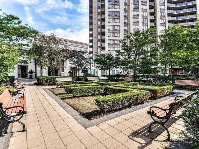 825 - 700 Humberwood Blvd, Etobicoke | Leased, W5917947 | Condos.ca
