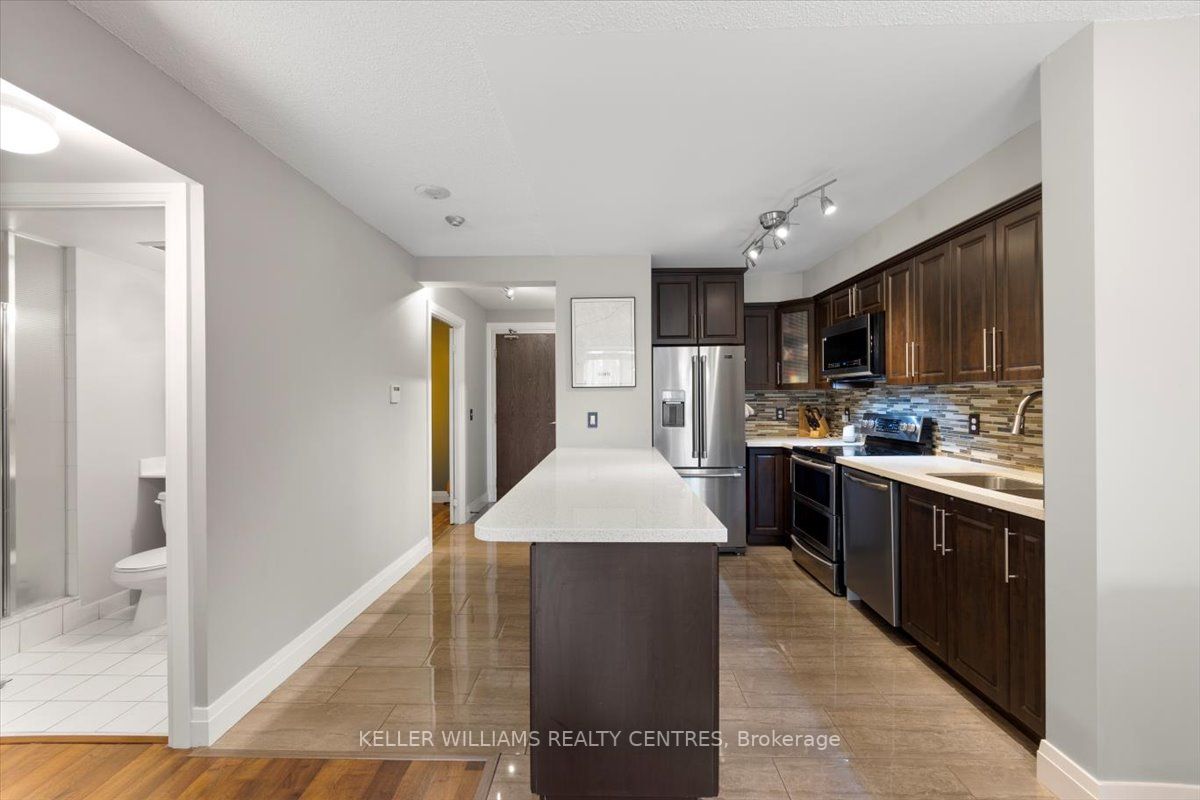 204 - 15 Michael Power Pl, Etobicoke | Leased, W5958720 | Condos.ca