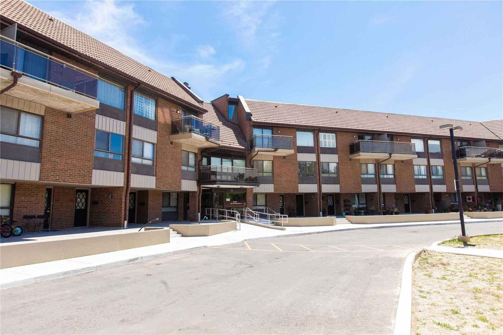 609 - 1000 Cedarglen Gate, Mississauga | Sold, W6007319 | Condos.ca