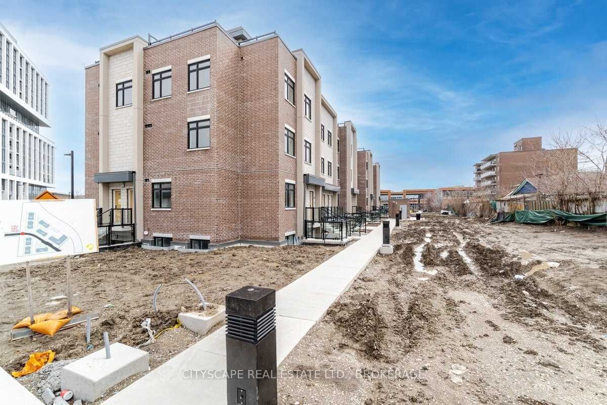 221 - 1070 Douglas Mccurdy Com, Mississauga | Expired, W6015535 | Condos.ca