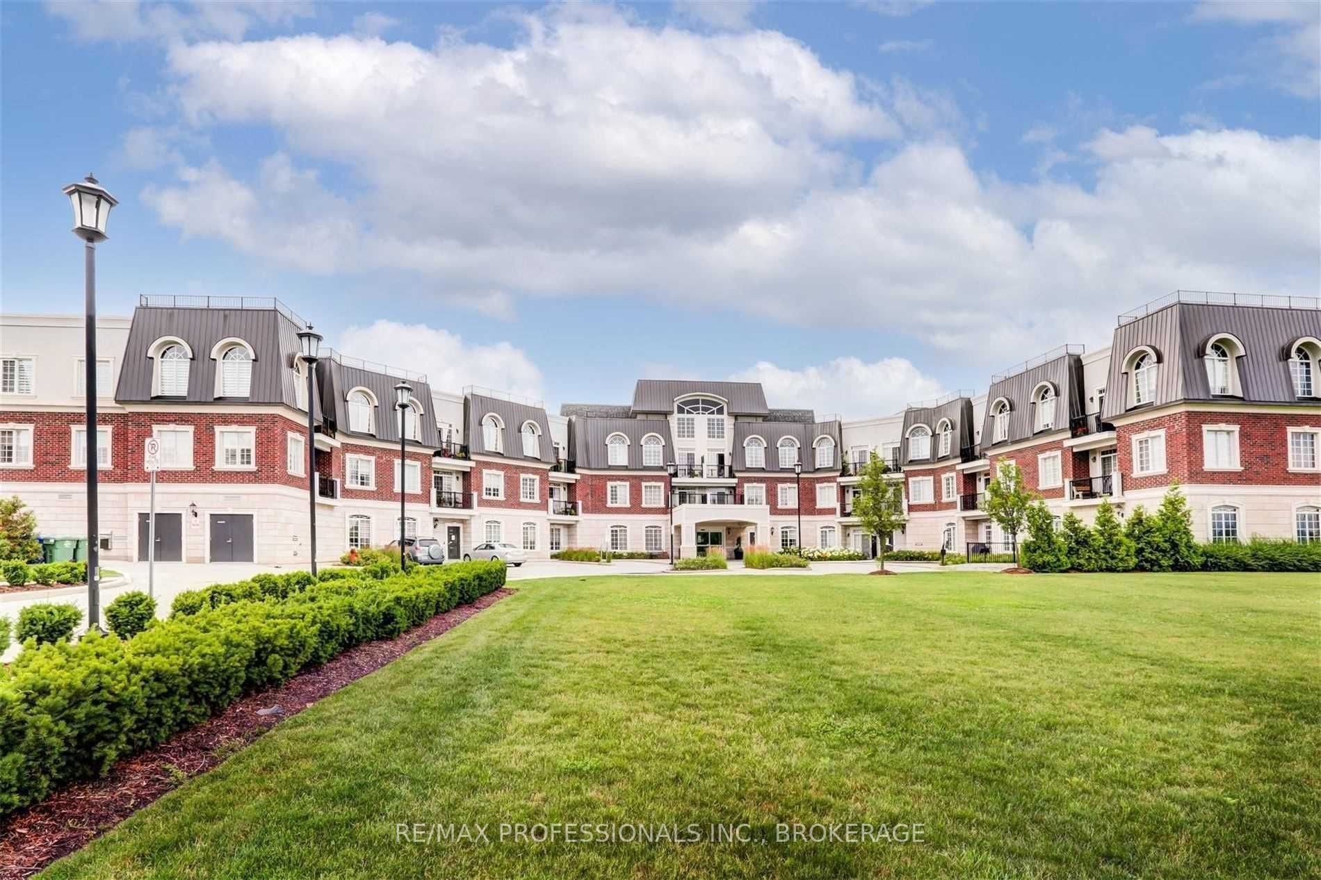 228 - 2300 Upper Middle Rd W, Oakville | Expired, W6038427 | Condos.ca
