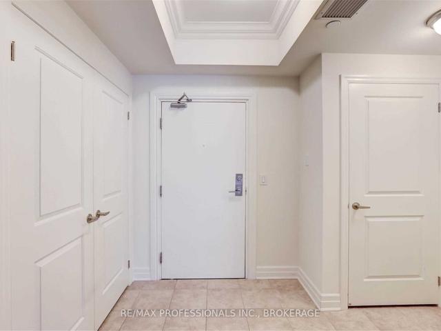 228 - 2300 Upper Middle Rd W, Oakville | Expired, W6038427 | Condos.ca