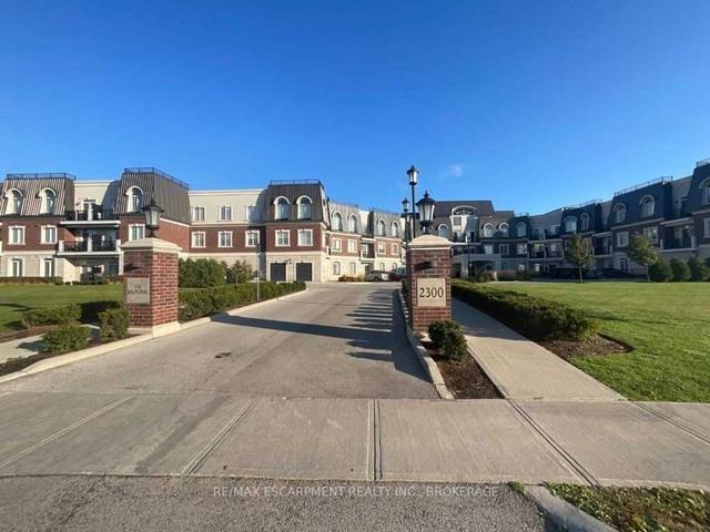 332 - 2300 Upper Middle Rd W, Oakville | Sold, W6039167 | Condos.ca