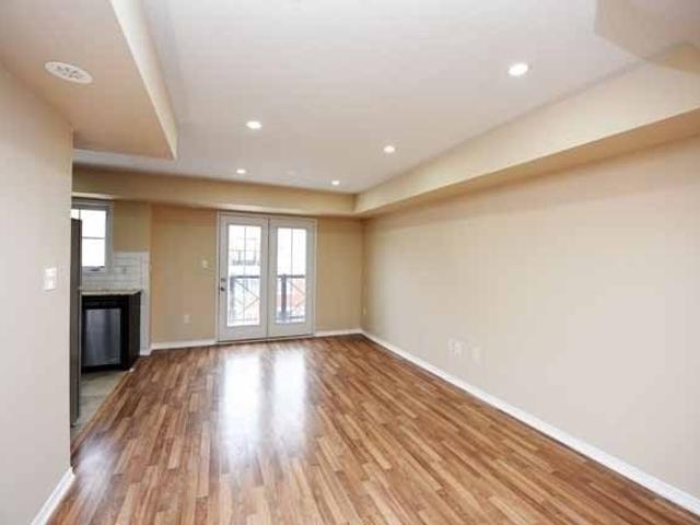 23 - 2480 Post Rd, Oakville | Leased, W6042039 | Condos.ca