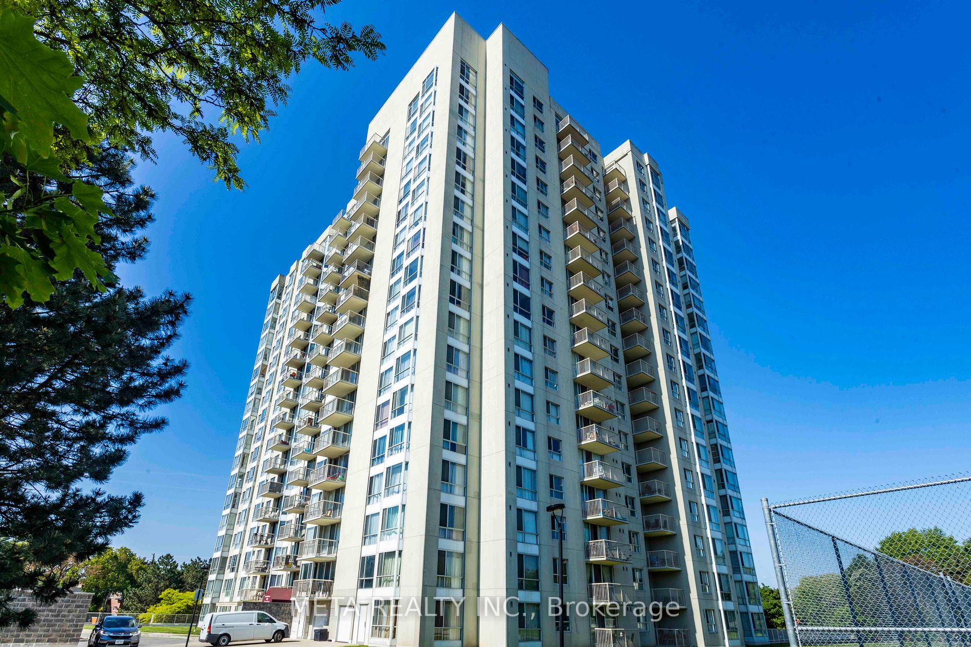 612 - 3077 Weston Rd N, North York | Sold, W6082736 | Condos.ca