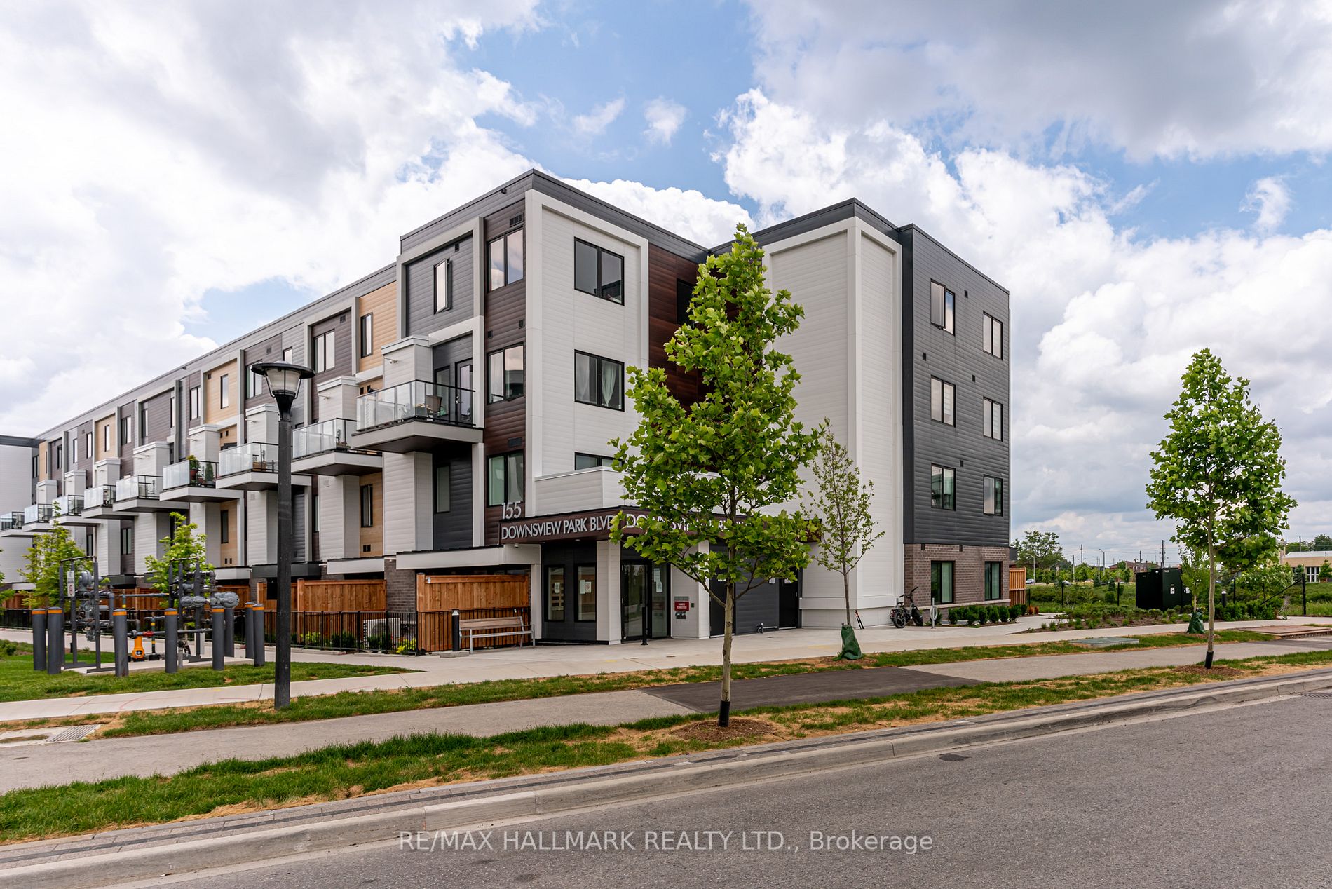 101 - 155 Downsview Park Blvd, North York | Sold, W6164004 | Condos.ca