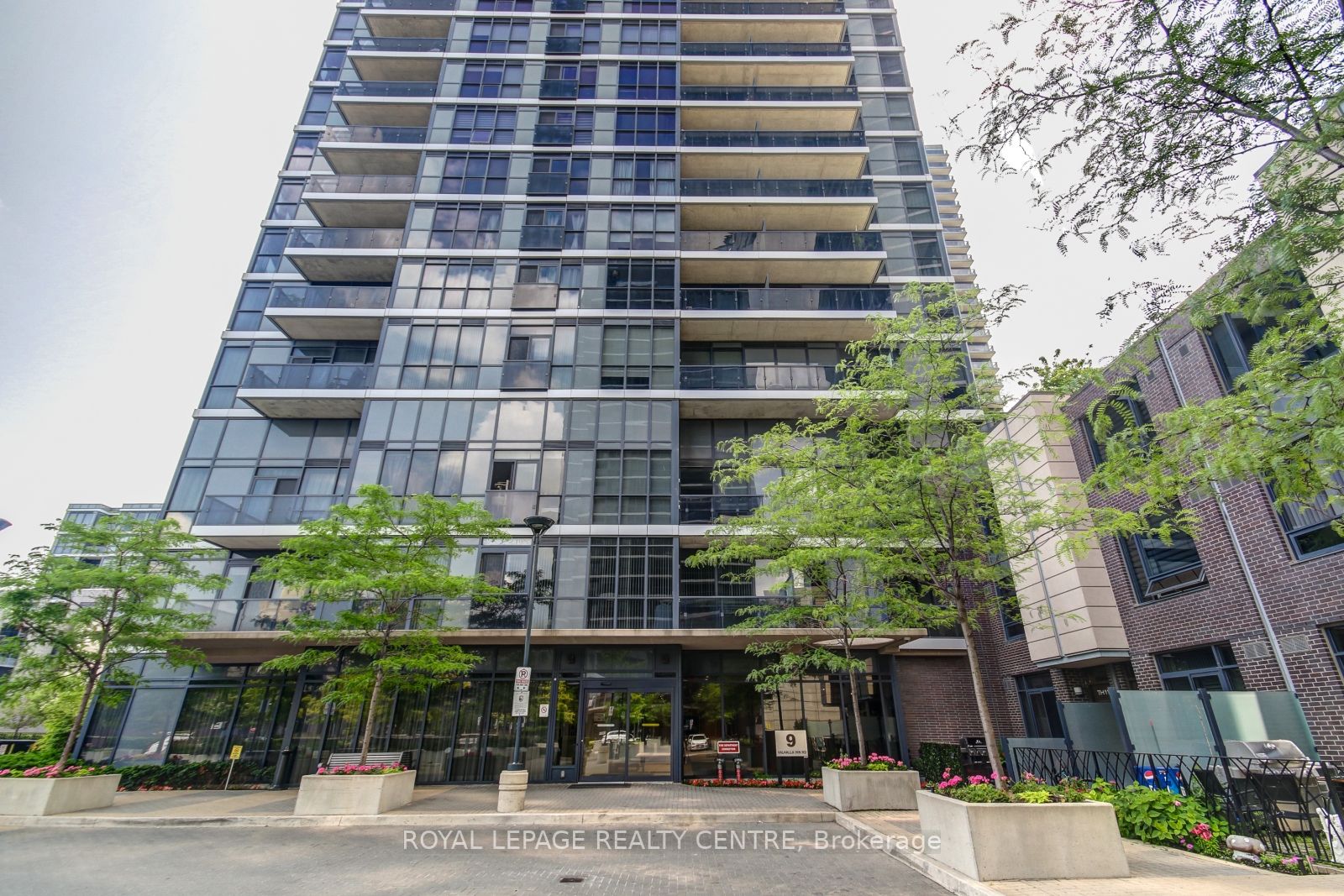 2510 - 9 Valhalla Inn Rd, Etobicoke | Terminated, W6637278 | Condos.ca