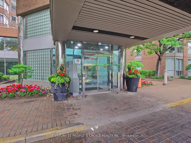 712 - 325 Webb Dr, Mississauga | Sold, W6685460 | Condos.ca