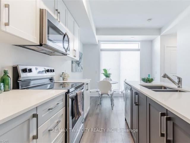 205 - 3058 Sixth Line, Oakville | Terminated, W6714428 | Condos.ca