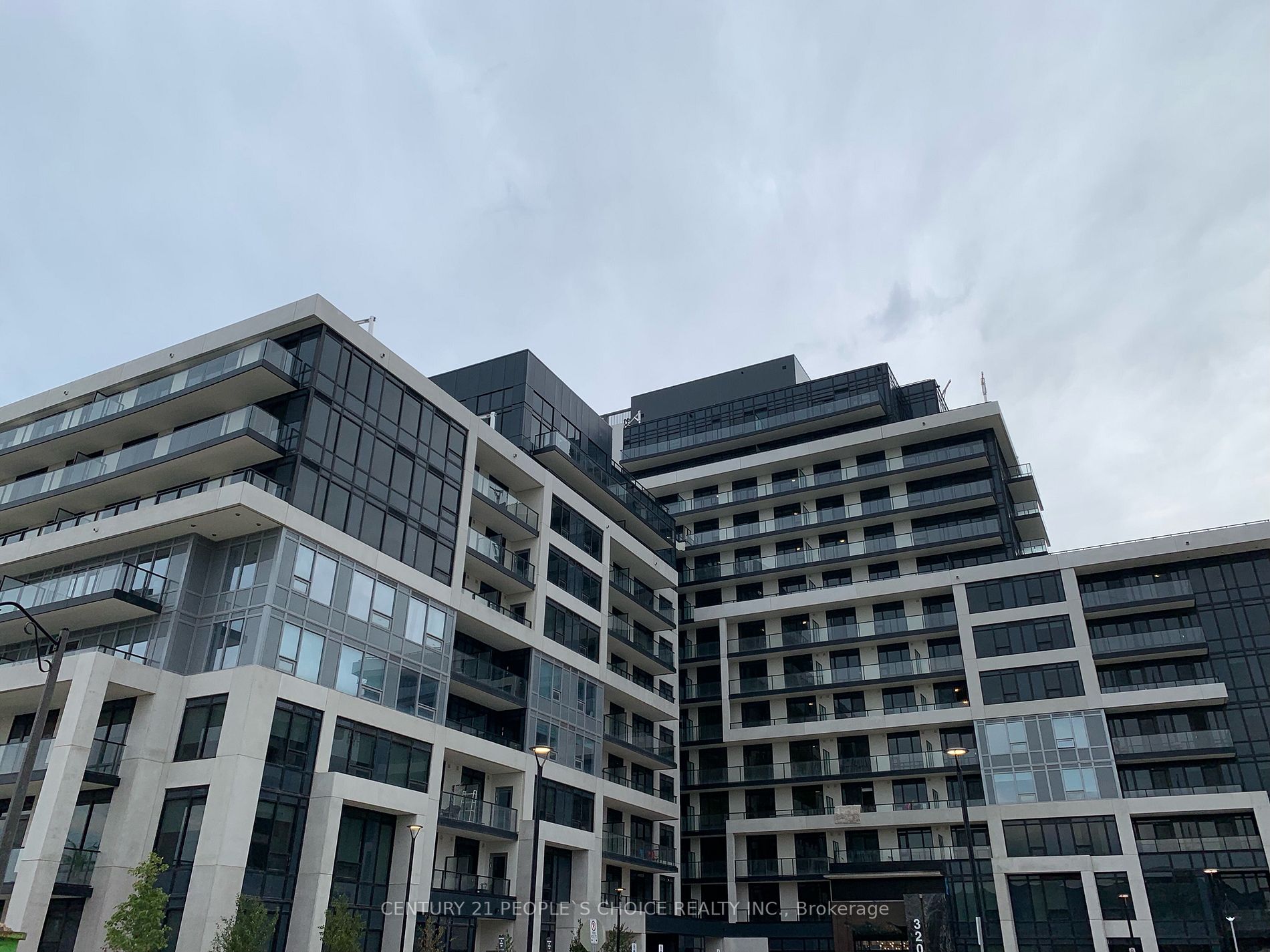 619 - 3200 William Colston Ave, Oakville | Leased, W6754642 | Condos.ca