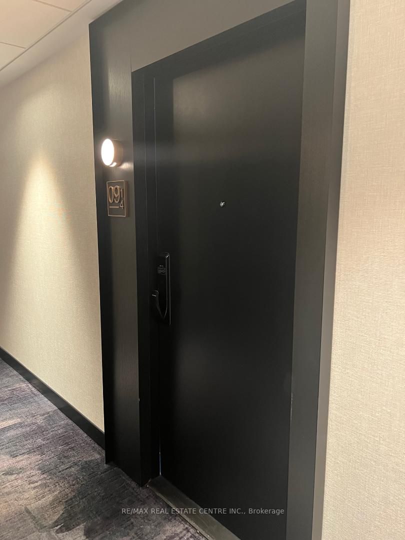 914 - 3200 William Colston Ave, Oakville | Leased, W6784574 | Condos.ca