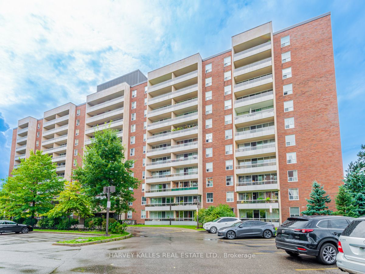101 - 25 Four Winds Dr, North York | Sold, W7001040 | Condos.ca