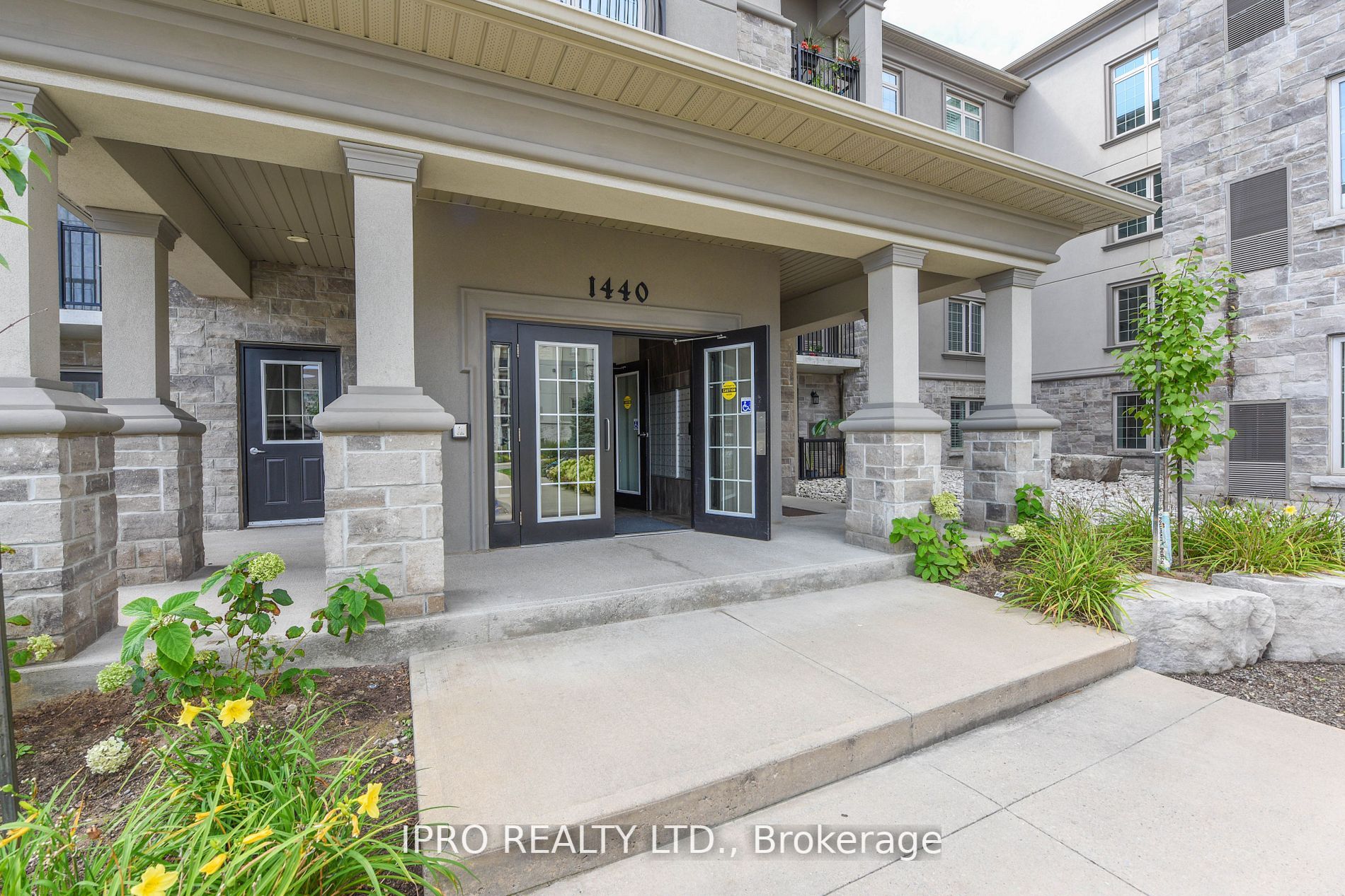 101 - 1440 Main St, Milton | Terminated, W7209356 | Condos.ca