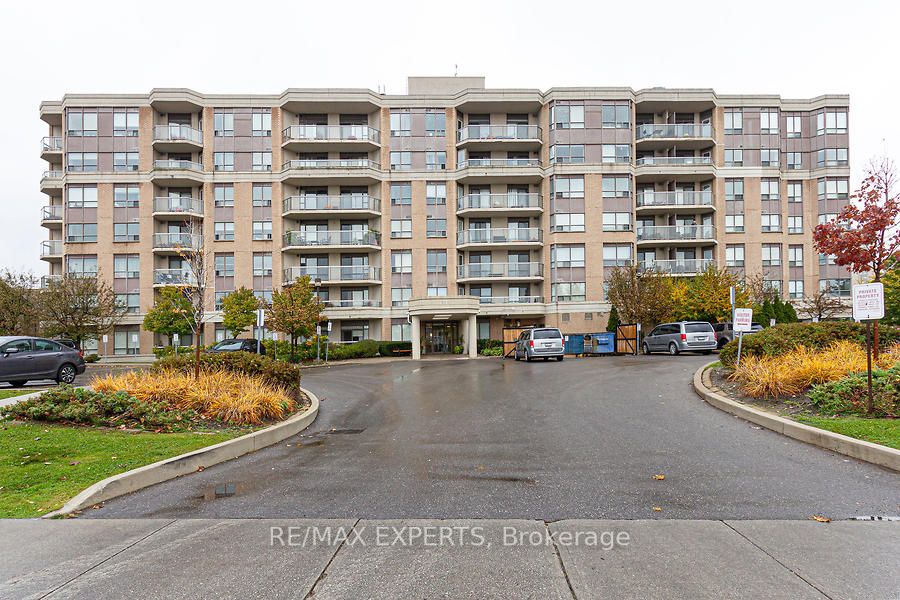 605 - 300 Ray Lawson Blvd, Brampton | Terminated, W7244416 | Condos.ca