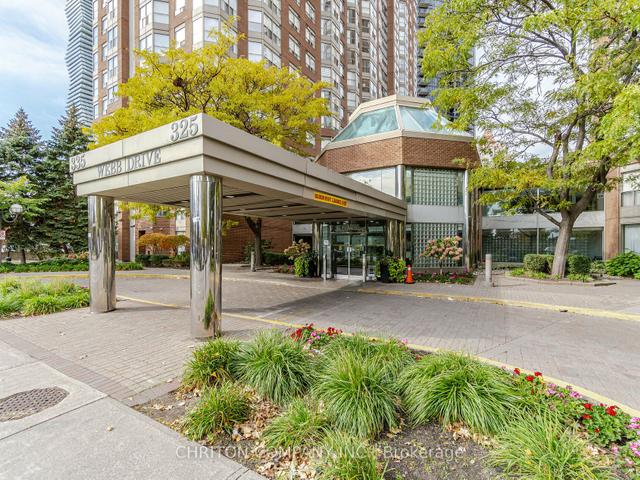 806 - 325 Webb Dr, Mississauga | Sold, W7253584 | Condos.ca