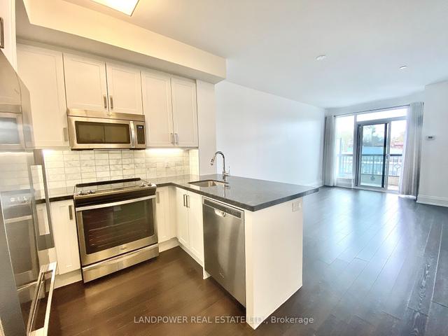 2 Old Mill Dr | Two Old Mill Condos | 5 Condos for Sale & 1 Condo for ...