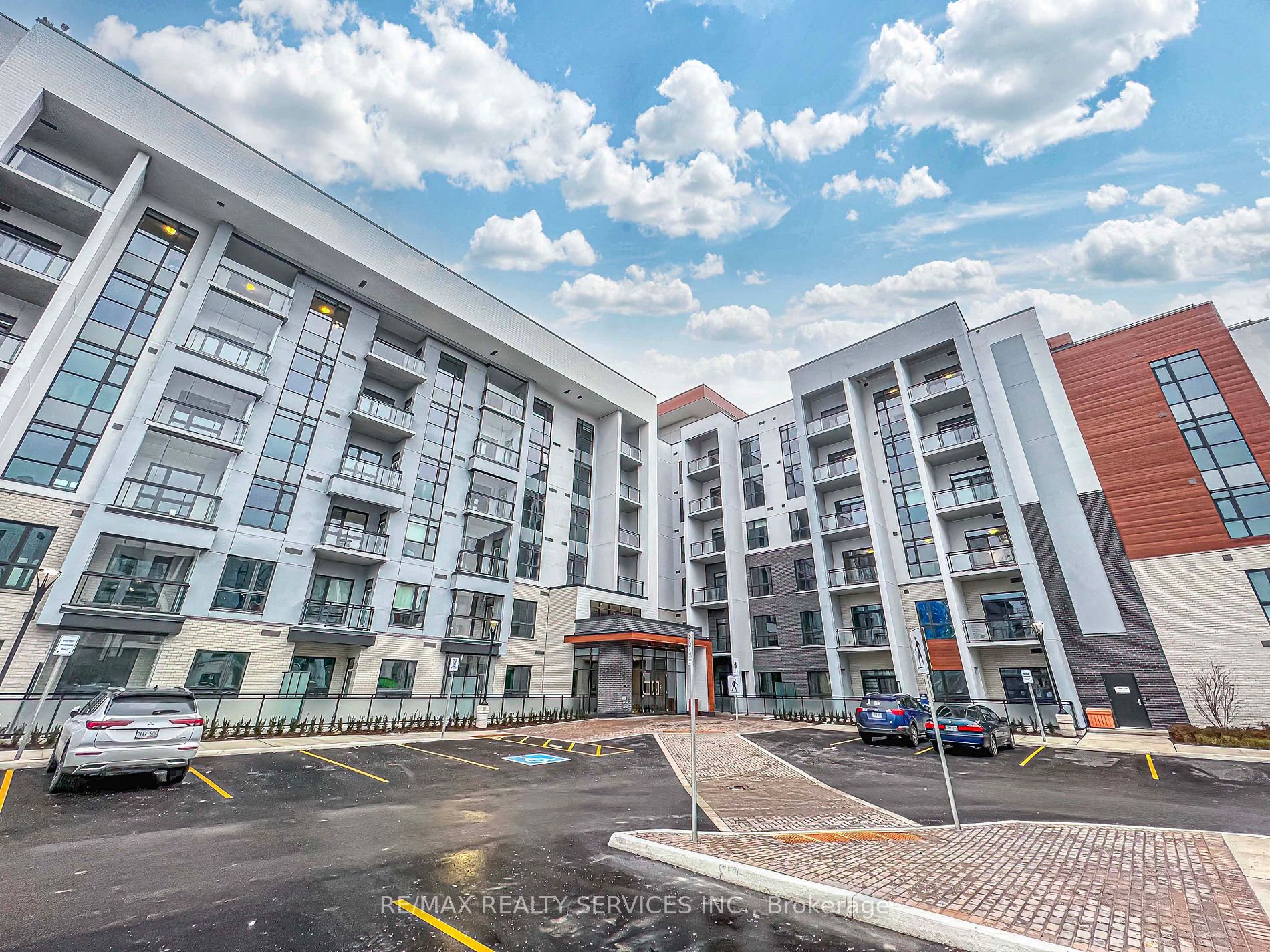 418 - 460 Gordon Krantz Ave, Milton | Leased, W7347768 | Condos.ca