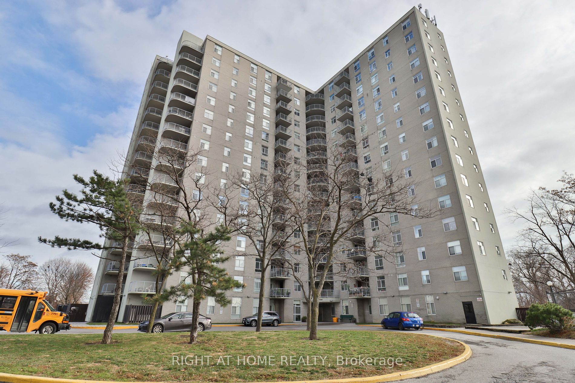 1608 - 3559 Eglinton Ave W, York | Terminated, W7350564 | Condos.ca