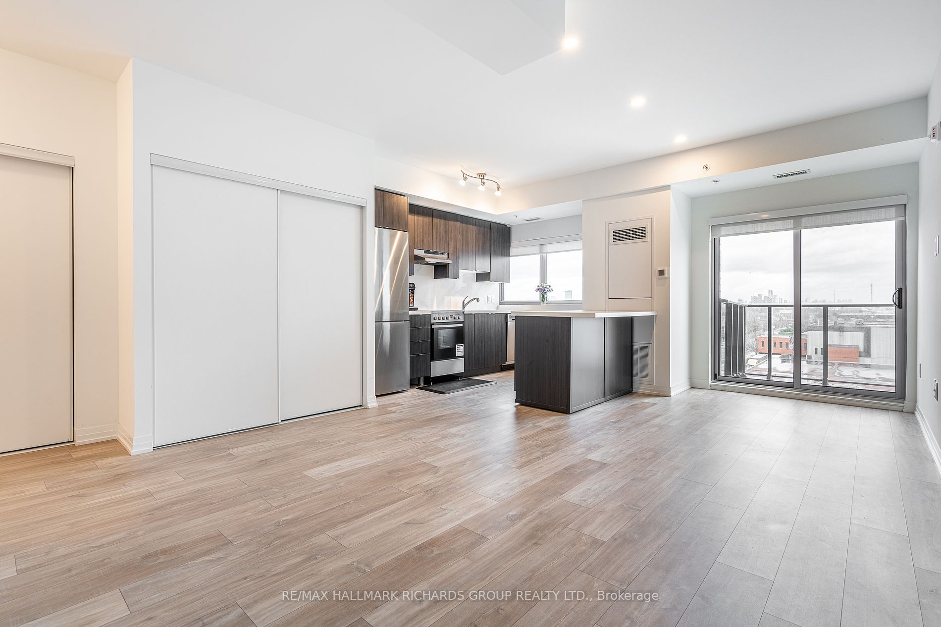 606 - 408 Brown's Line, Etobicoke | Leased, W7369902 | Condos.ca