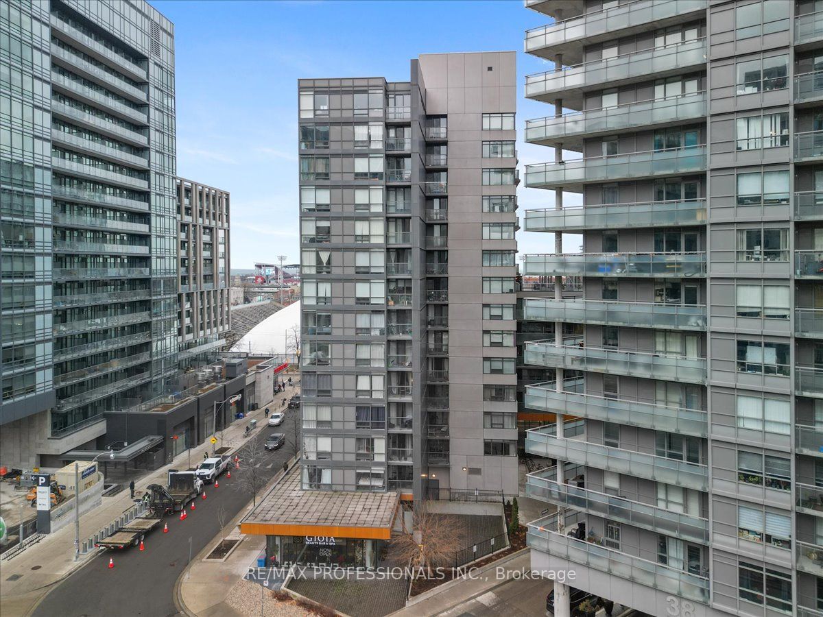 1110 - 20 Joe Shuster Way, Toronto | Sold, W7385100 | Condos.ca