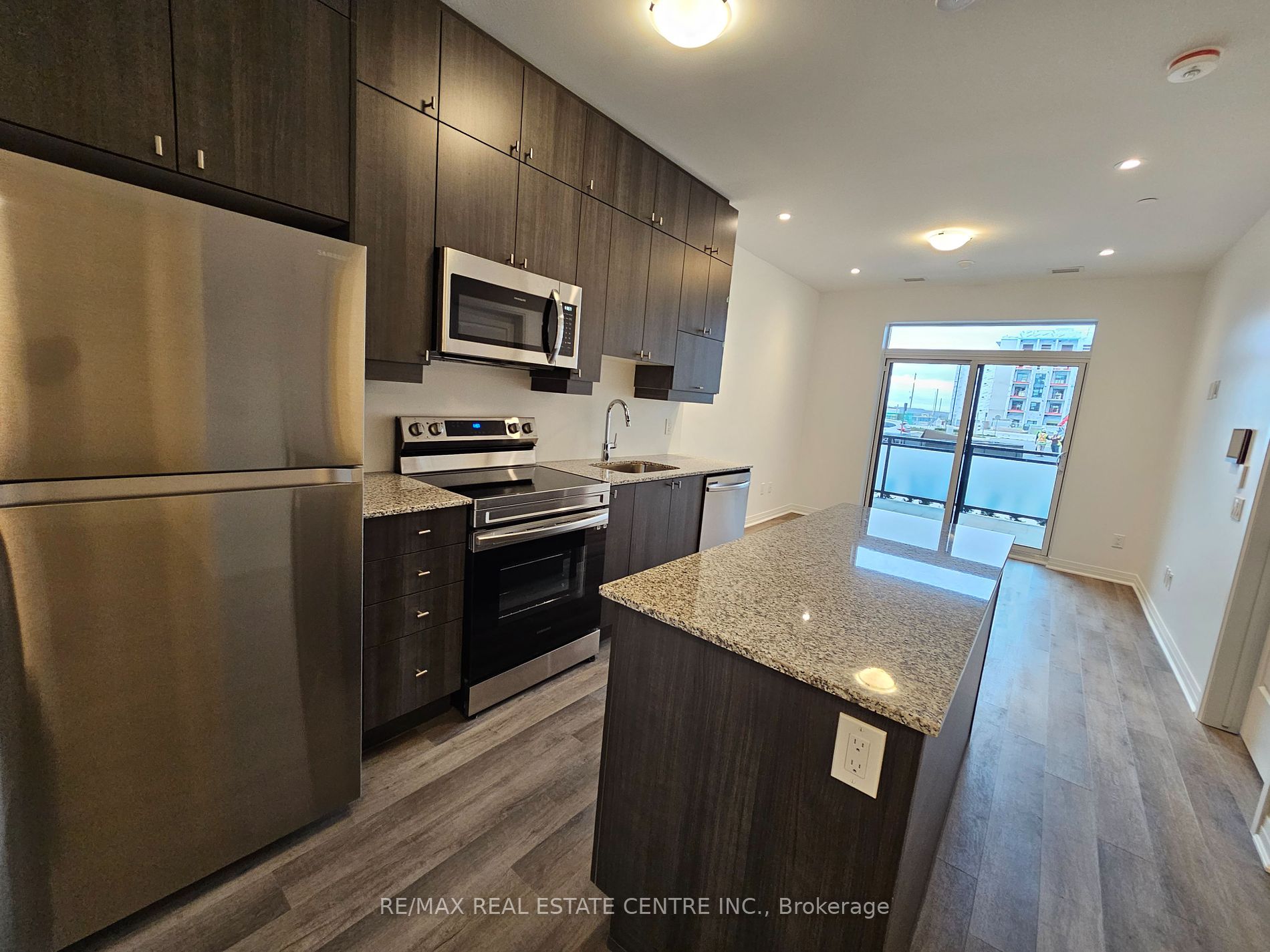 109 - 460 Gordon Krantz Ave, Milton | Terminated, W8011920 | Condos.ca
