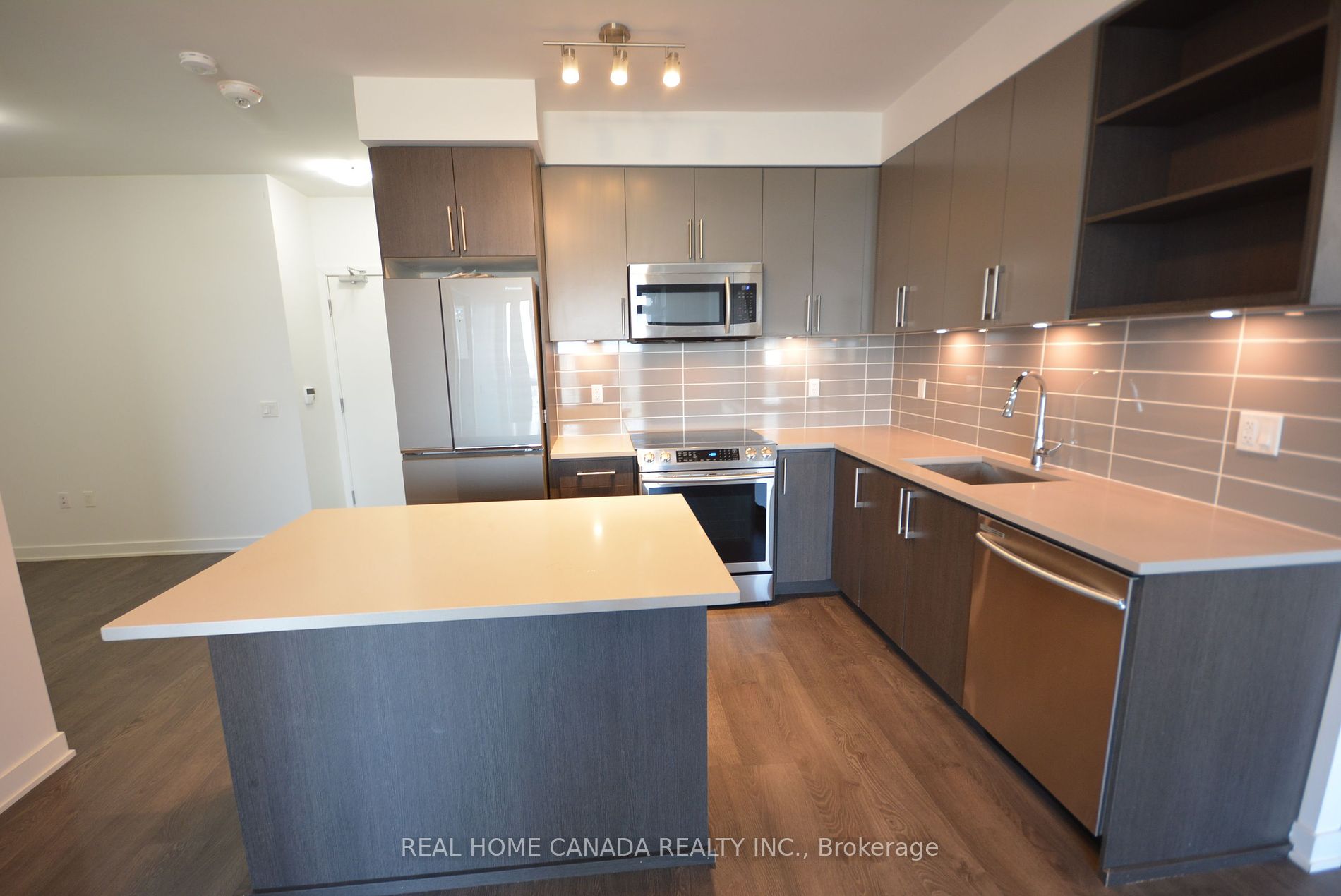 601 - 4699 Glen Erin Dr, Mississauga | Leased, W8013336 | Condos.ca