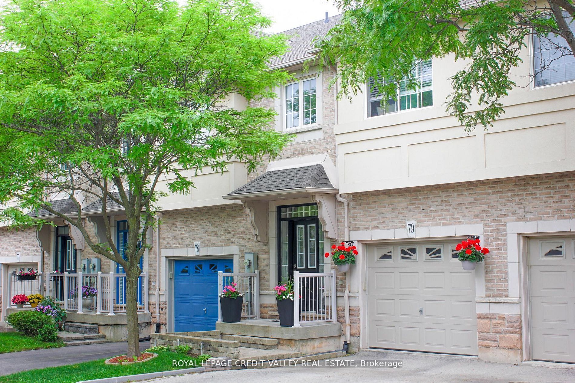 79 - 5080 Fairview St, Burlington | For Sale @ $889,800 | Condos.ca