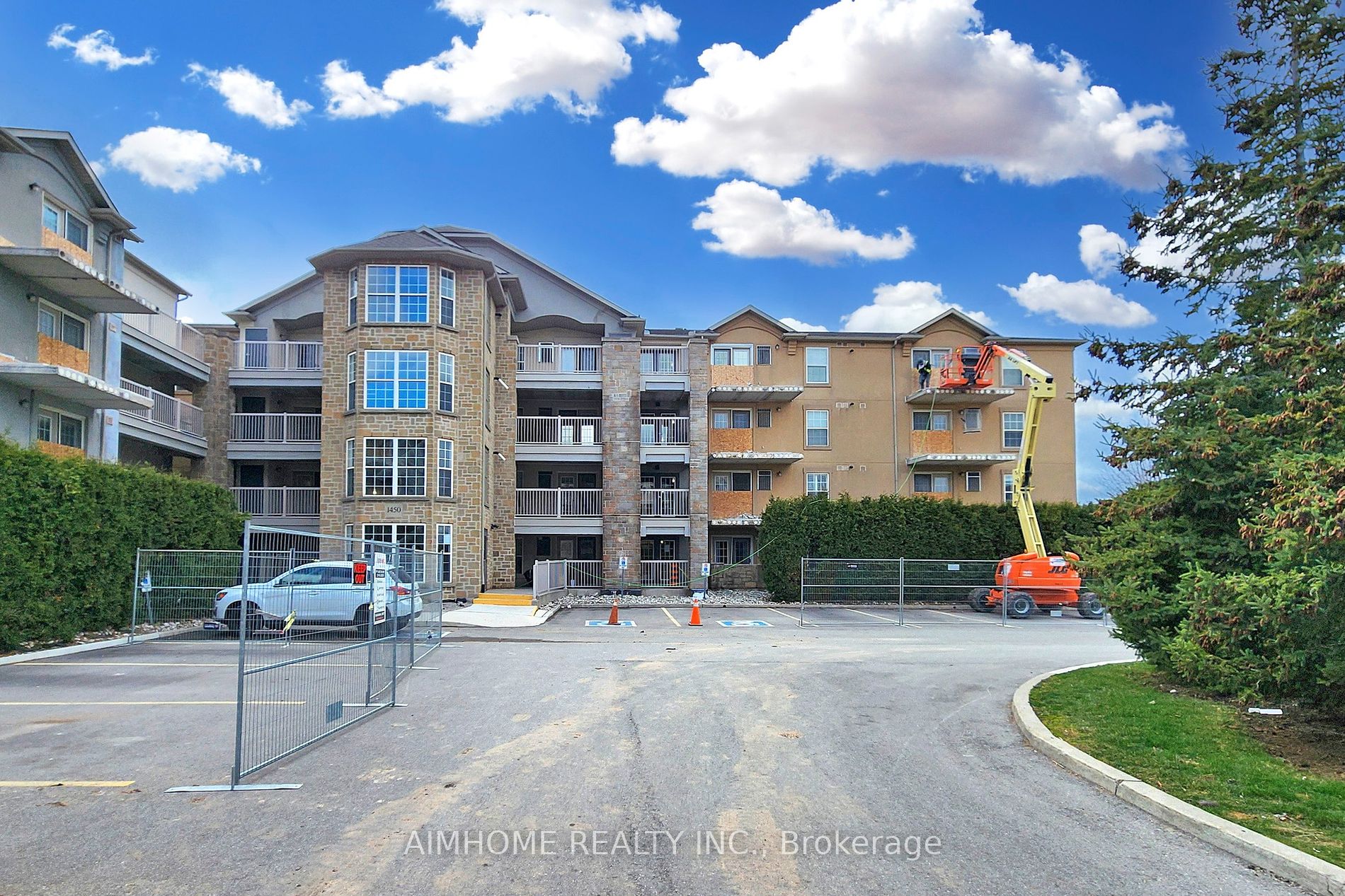 204 - 1450 Bishops Gate, Oakville | Terminated, W8178420 | Condos.ca