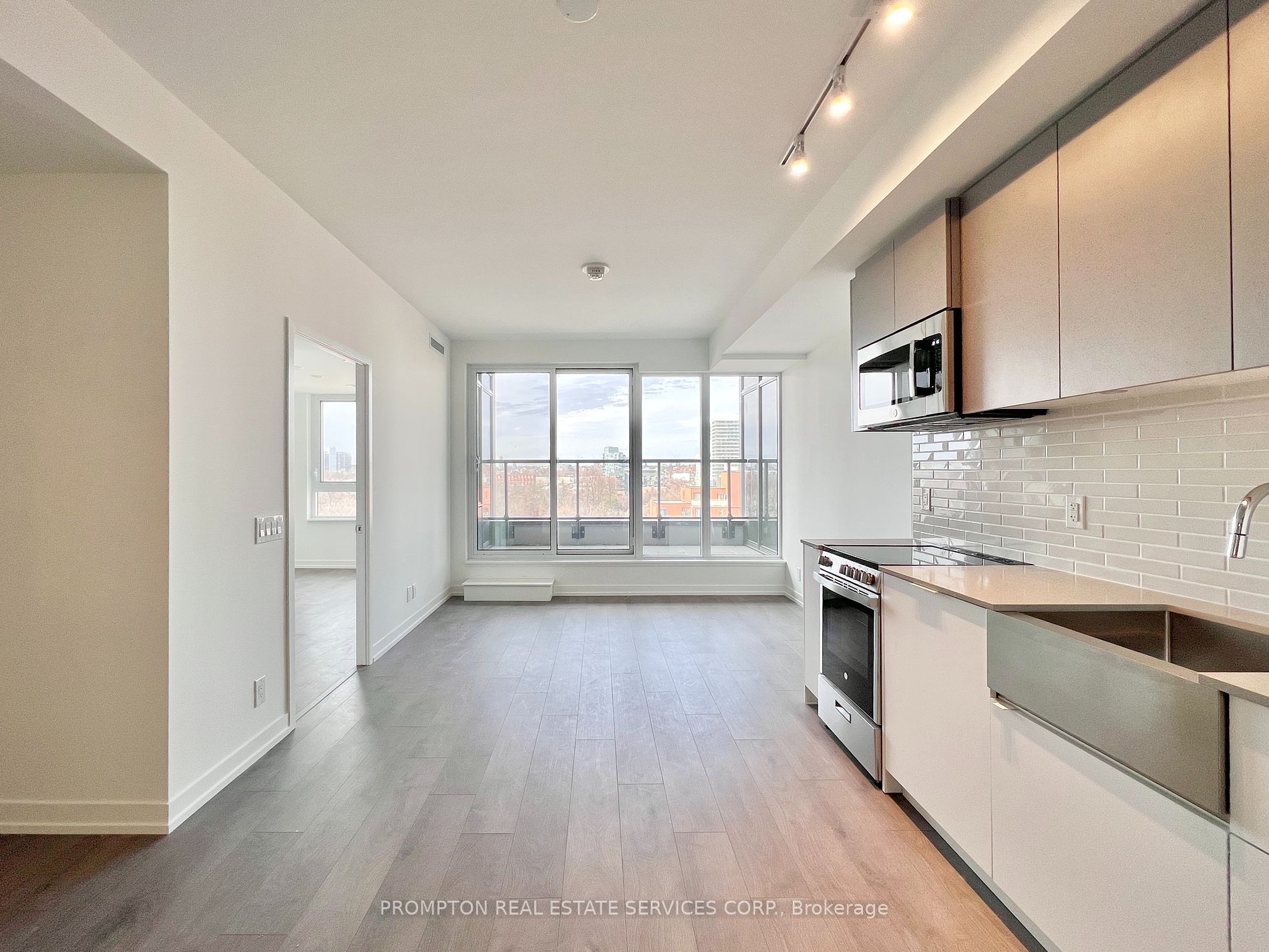 617 - 270 Dufferin St, Toronto | Leased, W8211276 | Condos.ca