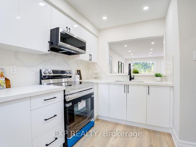 10 - 1517 Elm Rd, Oakville | Suspended, W8293920 | Condos.ca